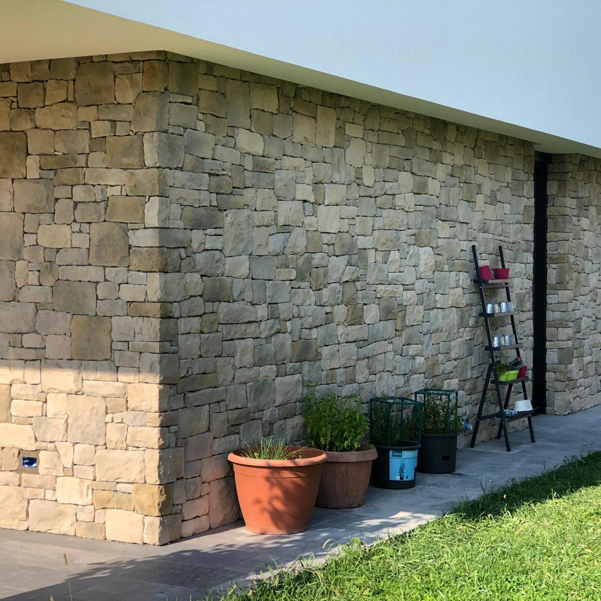 Ashlar Pattern Masso Sand Manufactured Stone Handmade Veneer